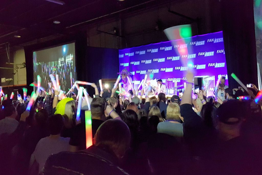 Fan Fest Fierce In The Windy City - ComiConverse